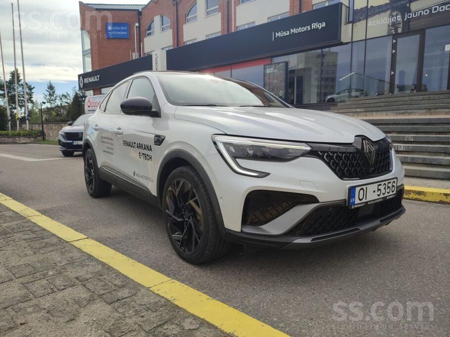 Balts Renault Arkana 2025 Rīga, ar dzinēja tilpumu 1.60 L un nobraukumu 28 tūkst. km par 26400 €, foto 1 vietnē AUTOMOTO.COM.LV