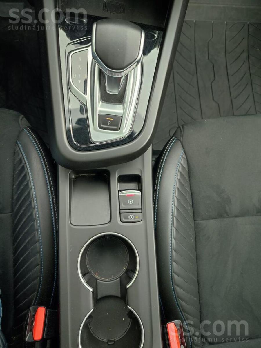 Balts Renault Arkana 2025 Rīga, ar dzinēja tilpumu 1.60 L un nobraukumu 28 tūkst. km par 26400 €, foto 17 vietnē AUTOMOTO.COM.LV