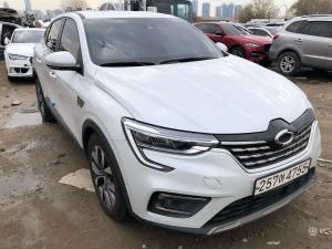 White Renault Arkana 2020 in Vilnius, with an engine capacity of 1.30 L and mileage of 71 thousand km for 7200 €, photo 6 on AUTOMOTO.COM.LV