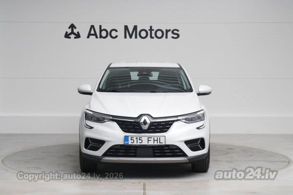 White Renault Arkana 2021 in Tallinn, with an engine capacity of 1.30 L and mileage of 50 thousand km for 15990 €, photo 2 on AUTOMOTO.COM.LV