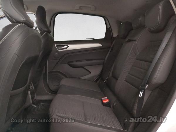 Balts Renault Arkana 2021 Tallina, ar dzinēja tilpumu 1.60 L un nobraukumu 79 tūkst. km par 16990 €, foto 7 vietnē AUTOMOTO.COM.LV