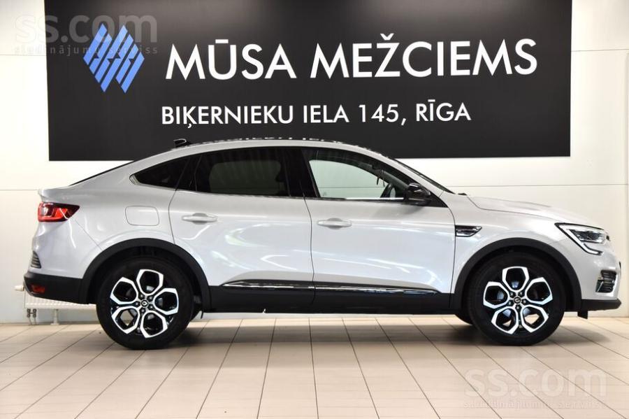 Белый Рено Arkana 2022 в Рига, объемом двигателя 1.30 л и пробегом 57 тыс. км за 17500 €, фото 5 на AUTOMOTO.COM.LV