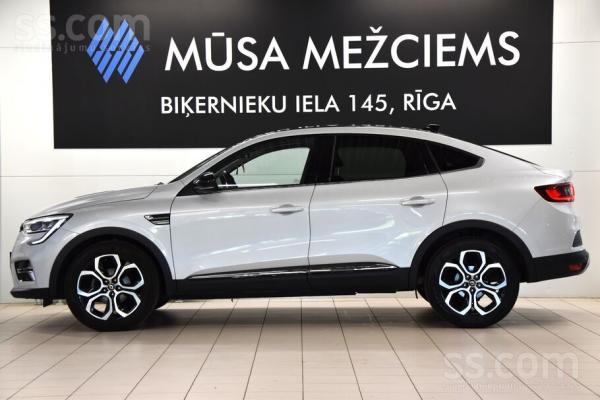 Белый Рено Arkana 2022 в Рига, объемом двигателя 1.30 л и пробегом 57 тыс. км за 17500 €, фото 5 на AUTOMOTO.COM.LV