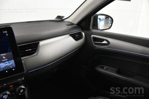 Белый Рено Arkana 2022 в Рига, объемом двигателя 1.30 л и пробегом 57 тыс. км за 17500 €, фото 14 на AUTOMOTO.COM.LV