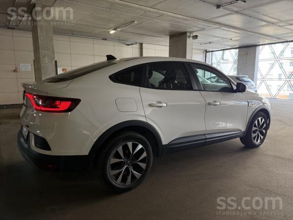 Balts Renault Arkana 2023 Rīga, ar dzinēja tilpumu 1.60 L un nobraukumu 177 tūkst. km par 14800 €, foto 4 vietnē AUTOMOTO.COM.LV