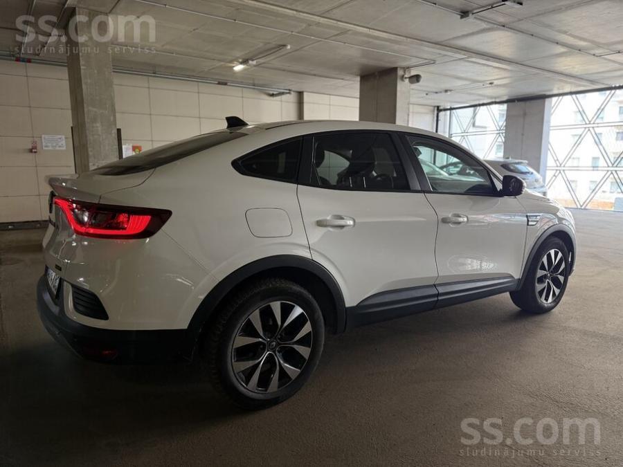 Balts Renault Arkana 2023 Rīga, ar dzinēja tilpumu 1.60 L un nobraukumu 177 tūkst. km par 14800 €, foto 5 vietnē AUTOMOTO.COM.LV
