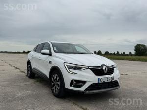Balts Renault Arkana 2023 Rīga, ar dzinēja tilpumu 1.60 L un nobraukumu 177 tūkst. km par 14400 €, foto  vietnē AUTOMOTO.COM.LV