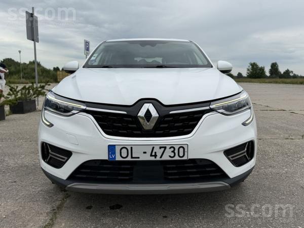 Белый Рено Arkana 2023 в Рига, объемом двигателя 1.60 л и пробегом 177 тыс. км за 14400 €, фото 2 на AUTOMOTO.COM.LV