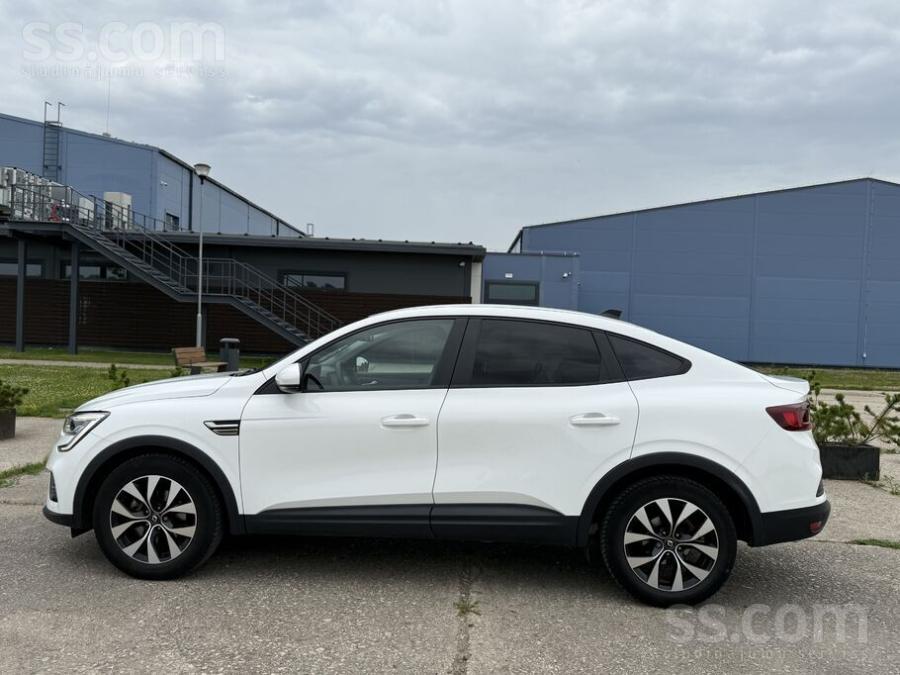 Balts Renault Arkana 2023 Rīga, ar dzinēja tilpumu 1.60 L un nobraukumu 177 tūkst. km par 14400 €, foto 17 vietnē AUTOMOTO.COM.LV