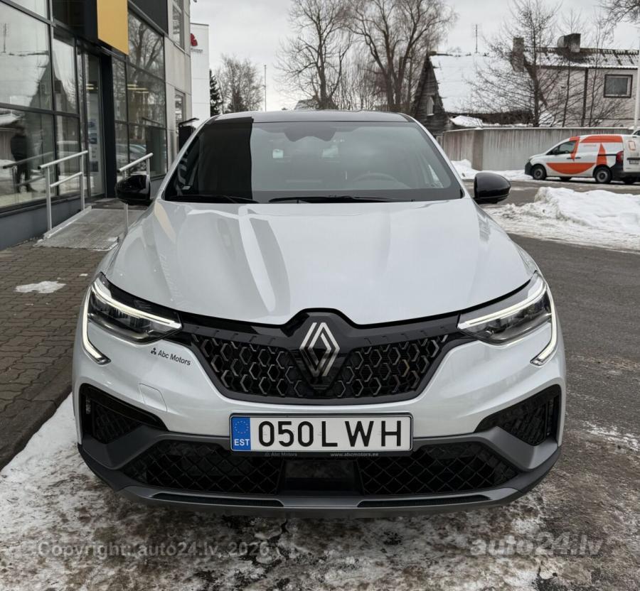 Balts Renault Arkana 2025 Tallina, ar dzinēja tilpumu 1.30 L un nobraukumu 6 tūkst. km par 26990 €, foto 2 vietnē AUTOMOTO.COM.LV