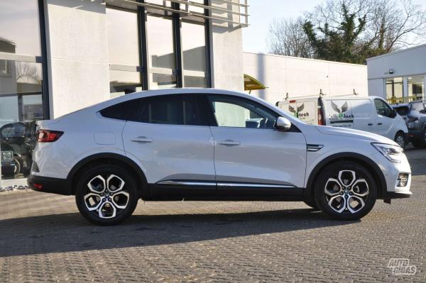 Balts Renault Arkana 2023 Kauņa, ar dzinēja tilpumu 1.30 L un nobraukumu 17 tūkst. km par 26417 €, foto 5 vietnē AUTOMOTO.COM.LV