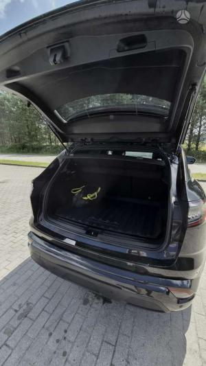 Black Renault Austral 2023 in Taurage, with an engine capacity of 1.20 L and mileage of 235 thousand km for 13500 €, photo 20 on AUTOMOTO.COM.LV