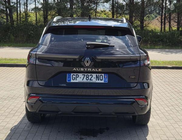 Black Renault Austral 2023 in Taurage, with an engine capacity of 1.20 L and mileage of 235 thousand km for 11900 €, photo 6 on AUTOMOTO.COM.LV