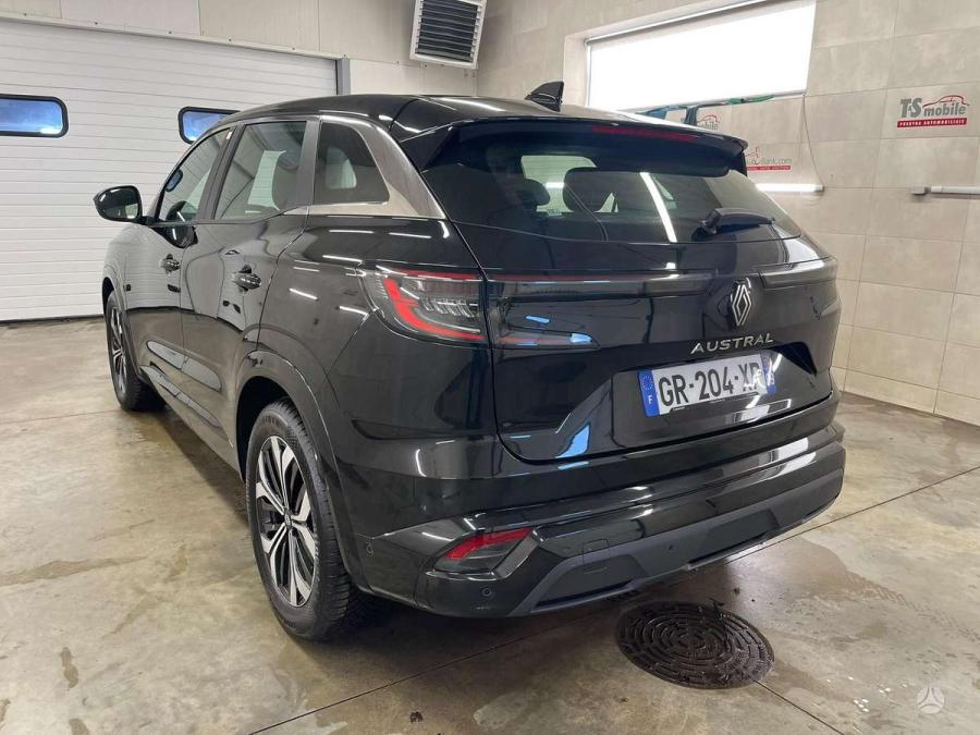 Melns Renault Austral 2023 Marijampole, ar dzinēja tilpumu 1.20 L un nobraukumu 129 tūkst. km par 16783 €, foto 7 vietnē AUTOMOTO.COM.LV