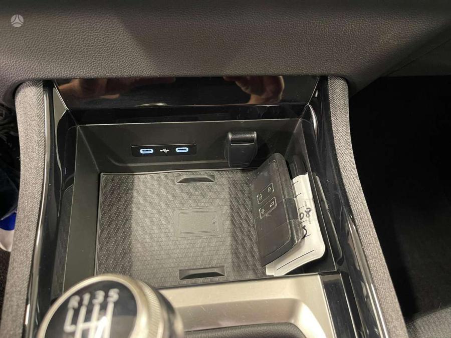 Melns Renault Austral 2023 Marijampole, ar dzinēja tilpumu 1.20 L un nobraukumu 129 tūkst. km par 16783 €, foto 15 vietnē AUTOMOTO.COM.LV
