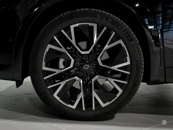 Melns Renault Austral 2026 Kauņa, ar dzinēja tilpumu 1.20 L un nobraukumu 9 tūkst. km par 36900 €, foto 5 vietnē AUTOMOTO.COM.LV