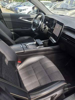 Melns Renault Austral 2023 Tauragė, ar dzinēja tilpumu 1.20 L un nobraukumu 170 tūkst. km par 12700 €, foto 12 vietnē AUTOMOTO.COM.LV