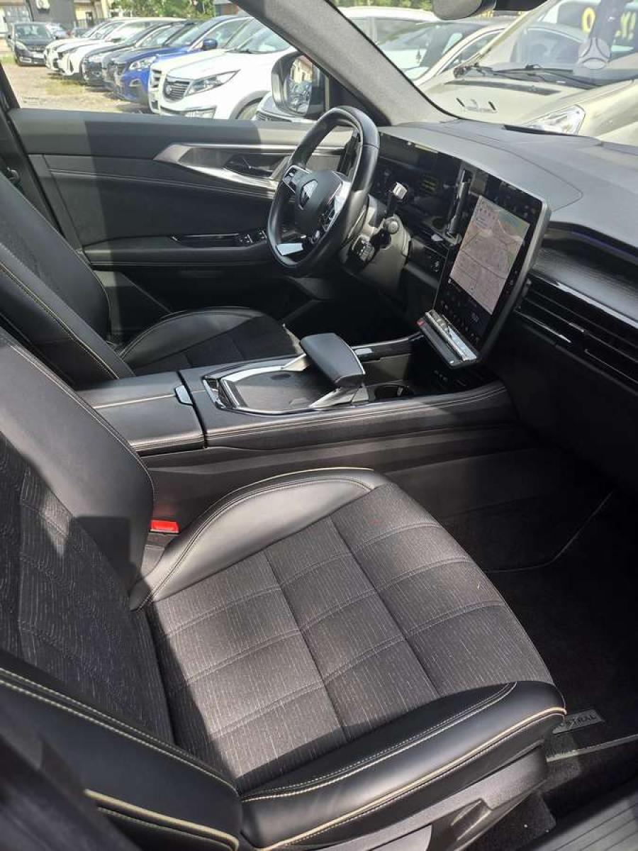 Melns Renault Austral 2023 Tauragė, ar dzinēja tilpumu 1.20 L un nobraukumu 170 tūkst. km par 12700 €, foto 12 vietnē AUTOMOTO.COM.LV
