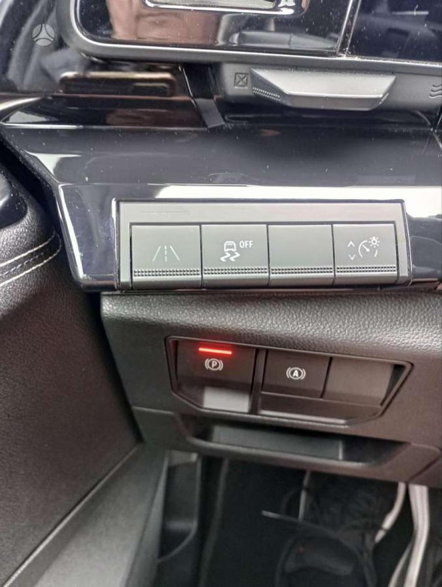 Blue Renault Austral 2023 in Kaunas, with an engine capacity of 1.30 L and mileage of 200 thousand km for 15000 €, photo 14 on AUTOMOTO.COM.LV