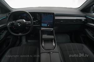 Zils Renault Austral 2023 Tallina, ar dzinēja tilpumu 1.30 L un nobraukumu 70 tūkst. km par 23990 €, foto 9 vietnē AUTOMOTO.COM.LV