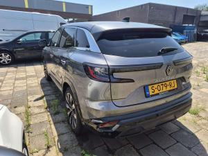 Grey Renault Austral 2023 in Vilnius, with an engine capacity of 1.20 L and mileage of 157 thousand km for 17000 €, photo 5 on AUTOMOTO.COM.LV