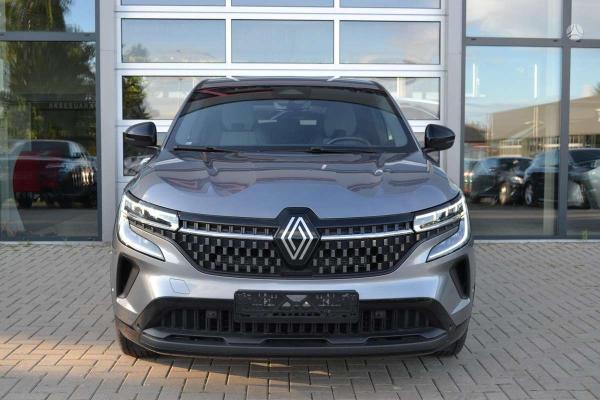 Grey Renault Austral 2023 in Vilnius, with an engine capacity of 1.20 L and mileage of 158 thousand km for 17500 €, photo 3 on AUTOMOTO.COM.LV