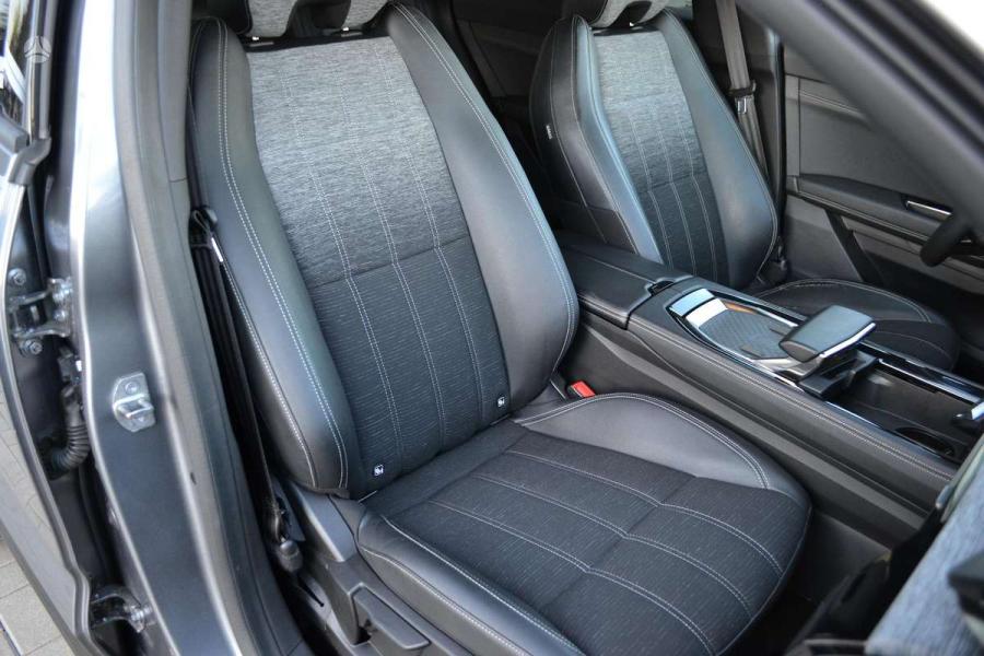 Pelēks Renault Austral 2023 Viļņa, ar dzinēja tilpumu 1.20 L un nobraukumu 158 tūkst. km par 17500 €, foto 27 vietnē AUTOMOTO.COM.LV