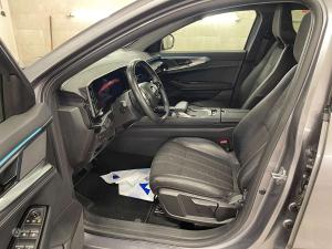 Grey Renault Austral 2023 in Marijampole, with an engine capacity of 1.33 L and mileage of 143 thousand km for 18943 €, photo 8 on AUTOMOTO.COM.LV