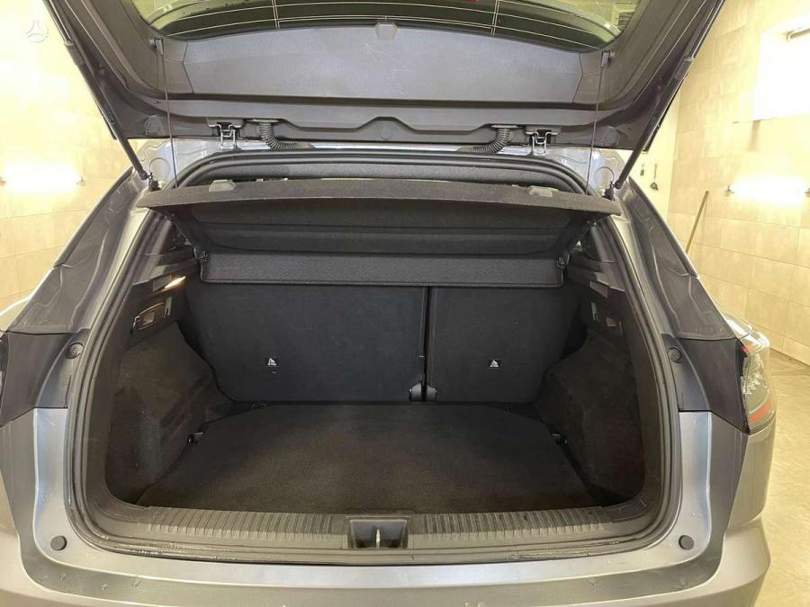 Grey Renault Austral 2023 in Marijampole, with an engine capacity of 1.33 L and mileage of 143 thousand km for 18943 €, photo 17 on AUTOMOTO.COM.LV