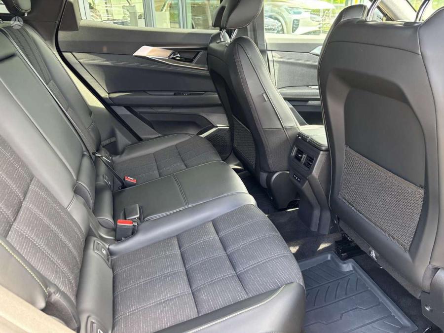 Pelēks Renault Austral 2024 Šauļi, ar dzinēja tilpumu 1.20 L un nobraukumu 31 tūkst. km par 27000 €, foto 7 vietnē AUTOMOTO.COM.LV
