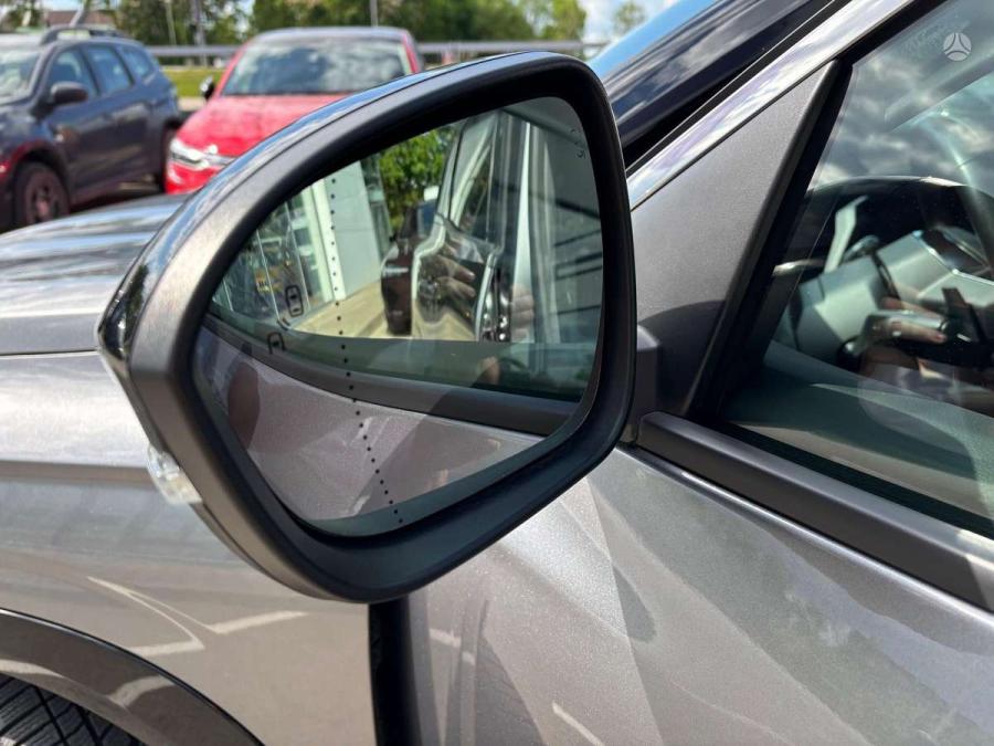 Pelēks Renault Austral 2024 Šauļi, ar dzinēja tilpumu 1.20 L un nobraukumu 31 tūkst. km par 27000 €, foto 14 vietnē AUTOMOTO.COM.LV