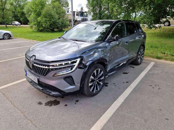 Pelēks Renault Austral 2025 Kauņa, ar dzinēja tilpumu 1.33 L un nobraukumu 12 tūkst. km par 18300 €, foto 1 vietnē AUTOMOTO.COM.LV