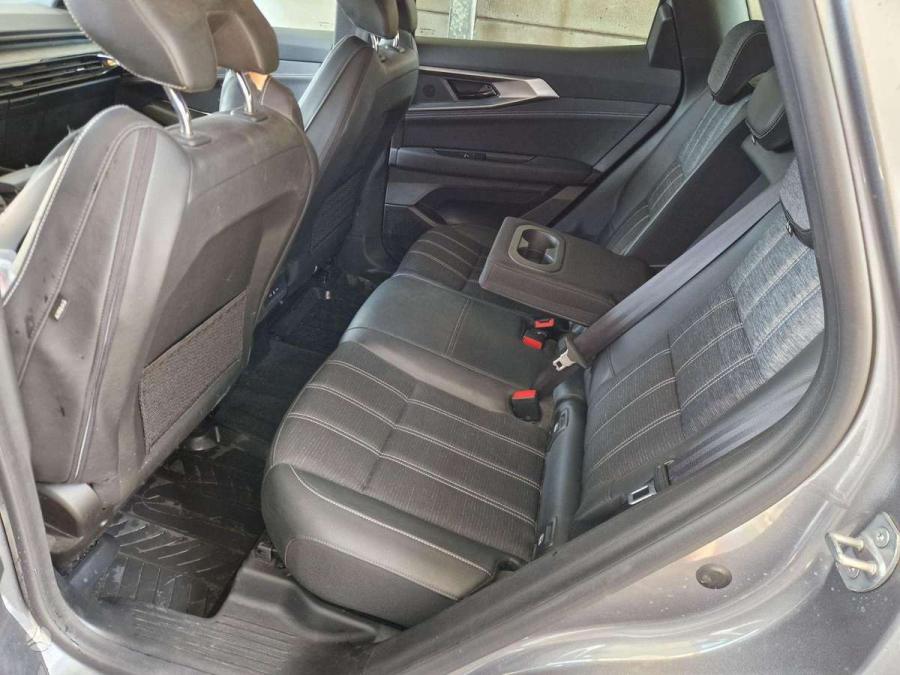 Grey Renault Austral 2025 in Kaunas, with an engine capacity of 1.33 L and mileage of 12 thousand km for 18300 €, photo 35 on AUTOMOTO.COM.LV