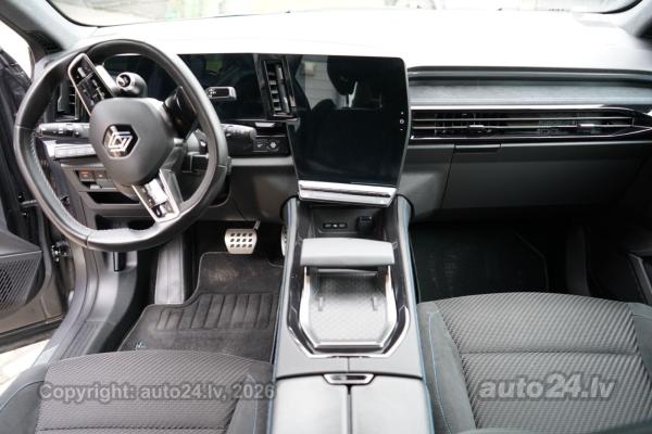 Grey Renault Austral 2023 in Ogre, with an engine capacity of 1.30 L and mileage of 64 thousand km for 24500 €, photo 8 on AUTOMOTO.COM.LV