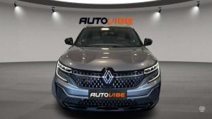 Grey Renault Austral 2023 in Vilnius, with an engine capacity of 1.33 L and mileage of 50 thousand km for 26222 €, photo 3 on AUTOMOTO.COM.LV