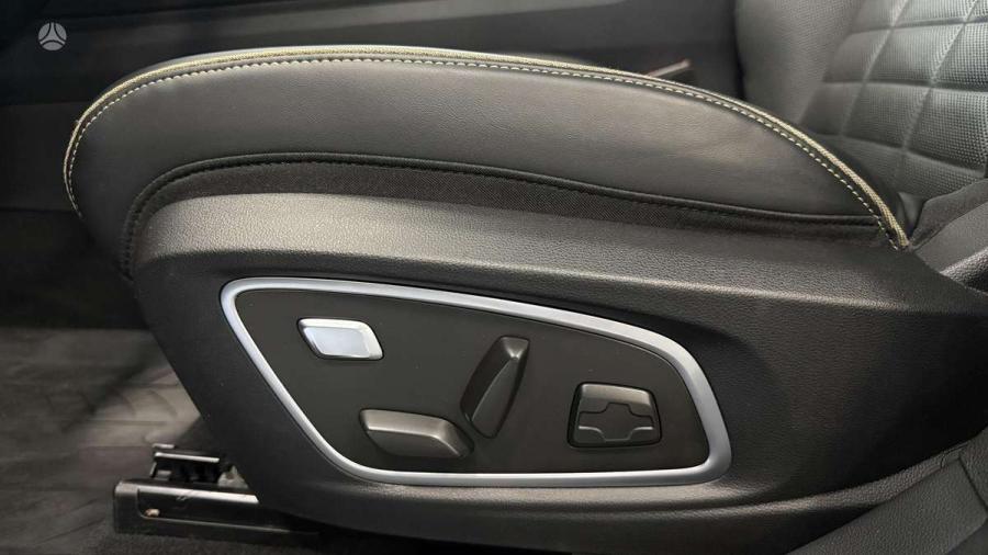 Grey Renault Austral 2023 in Vilnius, with an engine capacity of 1.33 L and mileage of 50 thousand km for 26222 €, photo 9 on AUTOMOTO.COM.LV