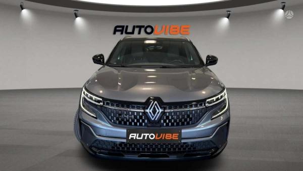 Grey Renault Austral 2023 in Vilnius, with an engine capacity of 1.33 L and mileage of 50 thousand km for 25666 €, photo 2 on AUTOMOTO.COM.LV