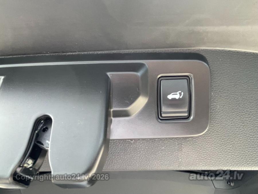 Pelēks Renault Austral 2024 Tartu, ar dzinēja tilpumu 1.30 L un nobraukumu 39 tūkst. km par 25990 €, foto 13 vietnē AUTOMOTO.COM.LV