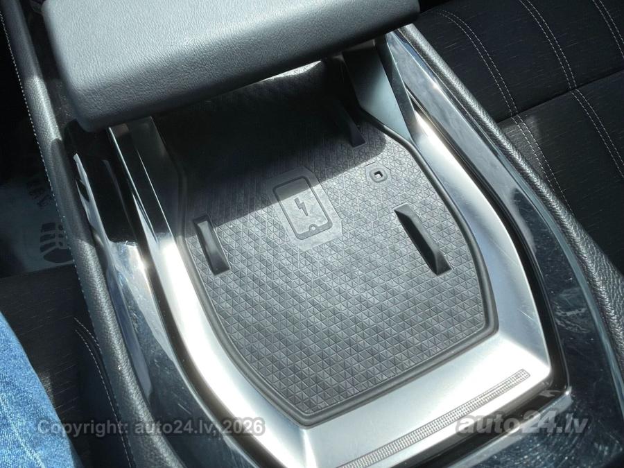 Pelēks Renault Austral 2024 Tartu, ar dzinēja tilpumu 1.30 L un nobraukumu 39 tūkst. km par 25990 €, foto 18 vietnē AUTOMOTO.COM.LV