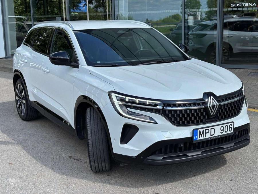 White Renault Austral 2023 in Siauliai, with an engine capacity of 1.33 L and mileage of 49 thousand km for 24500 €, photo 3 on AUTOMOTO.COM.LV