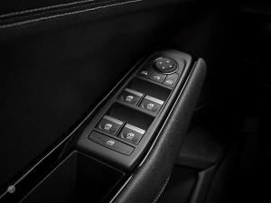 Balts Renault Austral 2023 Kauņa, ar dzinēja tilpumu 1.33 L un nobraukumu 80 tūkst. km par 22900 €, foto 21 vietnē AUTOMOTO.COM.LV