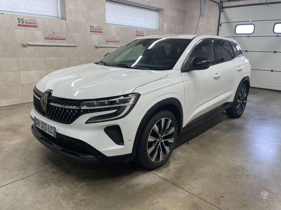 White Renault Austral 2023 in Marijampole, with an engine capacity of 1.33 L and mileage of 151 thousand km for 19602 €, photo 1 on AUTOMOTO.COM.LV