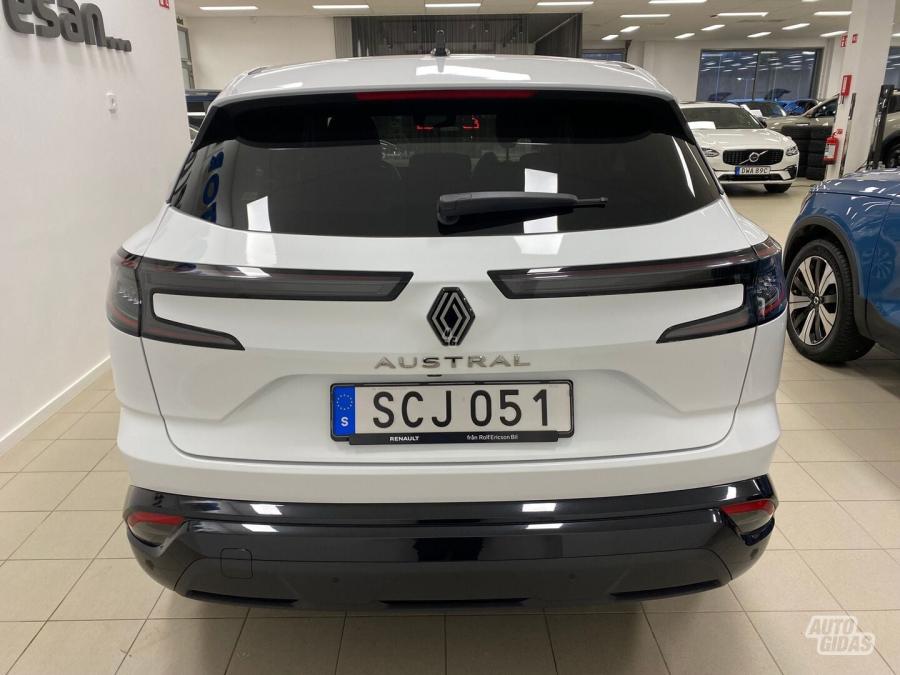 White Renault Austral 2024 in Kaunas, with an engine capacity of 0.00 L and mileage of 18 thousand km for 30029 €, photo 5 on AUTOMOTO.COM.LV
