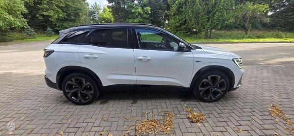 Balts Renault Austral 2024 Telšiai, ar dzinēja tilpumu 1.20 L un nobraukumu 32 tūkst. km par 23900 €, foto 4 vietnē AUTOMOTO.COM.LV