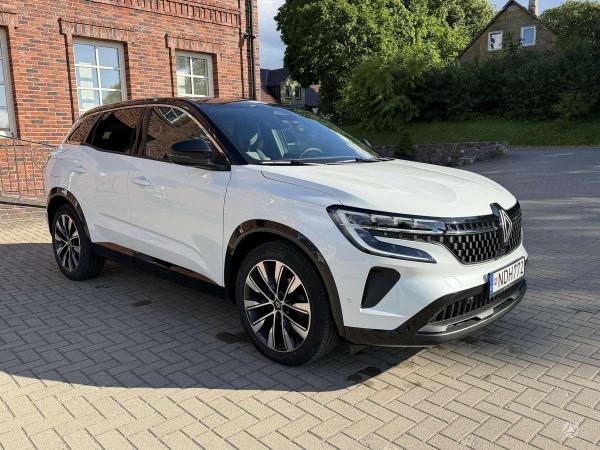 Balts Renault Austral 2024 Plungė, ar dzinēja tilpumu 1.30 L un nobraukumu 43 tūkst. km par 24800 €, foto 3 vietnē AUTOMOTO.COM.LV