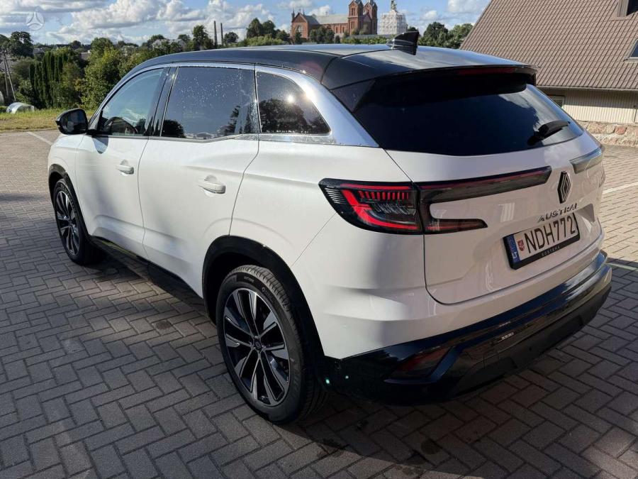 Balts Renault Austral 2024 Plungė, ar dzinēja tilpumu 1.30 L un nobraukumu 43 tūkst. km par 24800 €, foto 8 vietnē AUTOMOTO.COM.LV