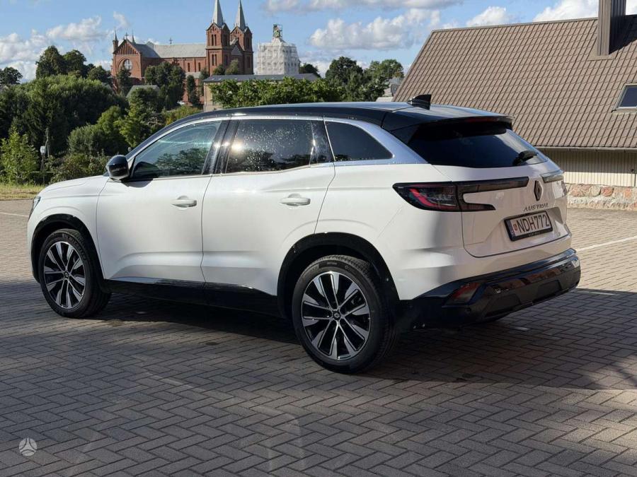 Balts Renault Austral 2024 Plungė, ar dzinēja tilpumu 1.30 L un nobraukumu 43 tūkst. km par 24800 €, foto 9 vietnē AUTOMOTO.COM.LV