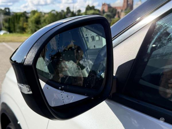 Balts Renault Austral 2024 Plungė, ar dzinēja tilpumu 1.30 L un nobraukumu 43 tūkst. km par 24800 €, foto 9 vietnē AUTOMOTO.COM.LV