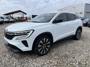 Balts Renault Austral 2023 Tauragė, ar dzinēja tilpumu 1.20 L un nobraukumu 214 tūkst. km par 11600 €, foto  vietnē AUTOMOTO.COM.LV