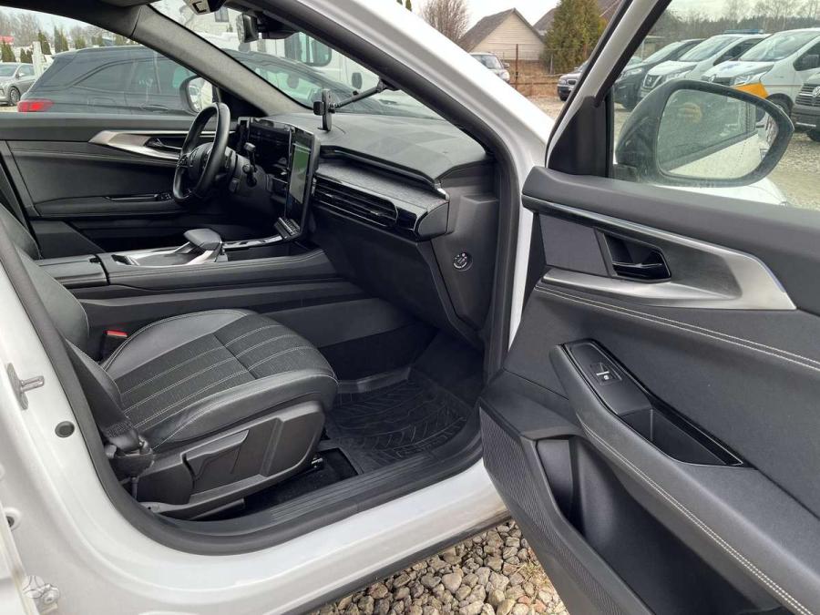 Balts Renault Austral 2023 Tauragė, ar dzinēja tilpumu 1.20 L un nobraukumu 214 tūkst. km par 11600 €, foto 12 vietnē AUTOMOTO.COM.LV